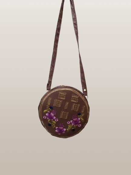 Chiku Embroidered Suit With Matching Bag – Minaar